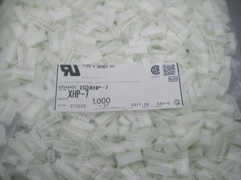 XHP-7 Housing & Contact (7-ways)