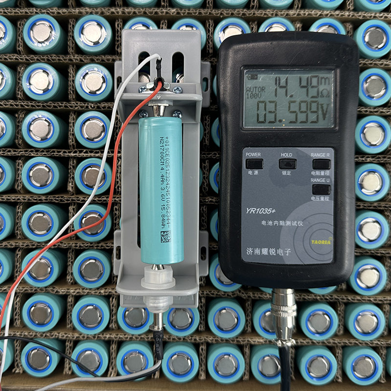 Grade A Svolt 21700 battery cell 3.7V 4400mAh rechargeable lithium ion ...