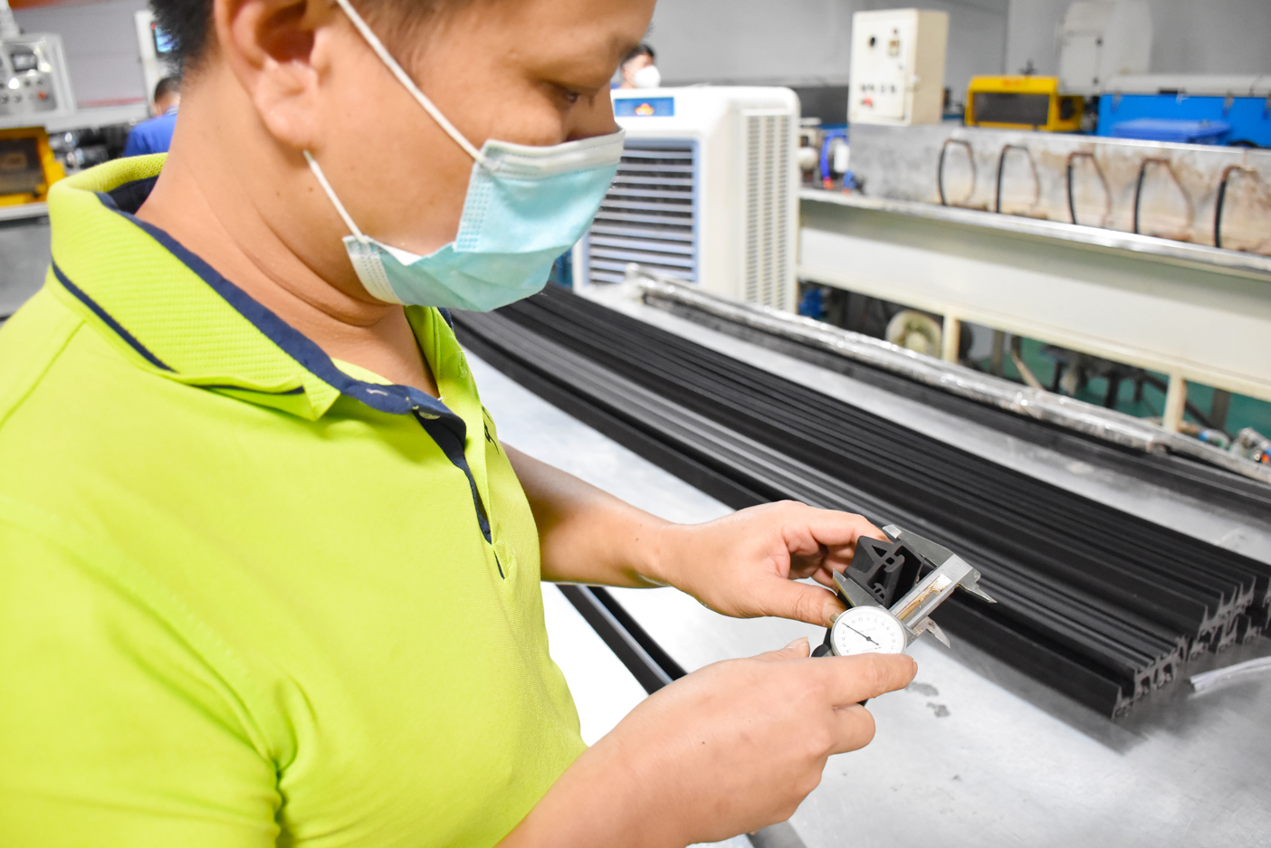 Custom Rubber Product Manufacturers Rubber seal, rubber strips, O rings