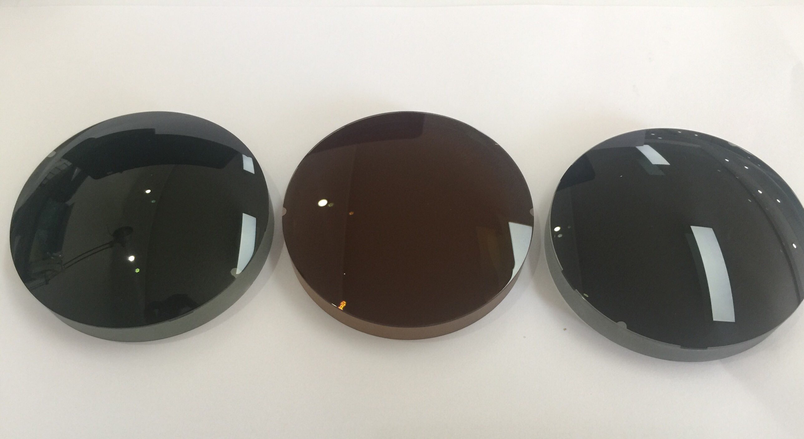Semi-finished Polarized MR-8 Lens Dia: 75mm Cener thickness 9mm-13mm N=1.60