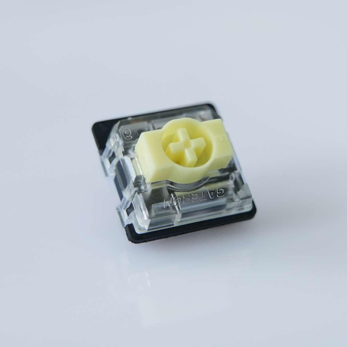 GATERON KS-33 Low Profile Banana Keyboard Switches, Tactile 65gf 3 Pin ...