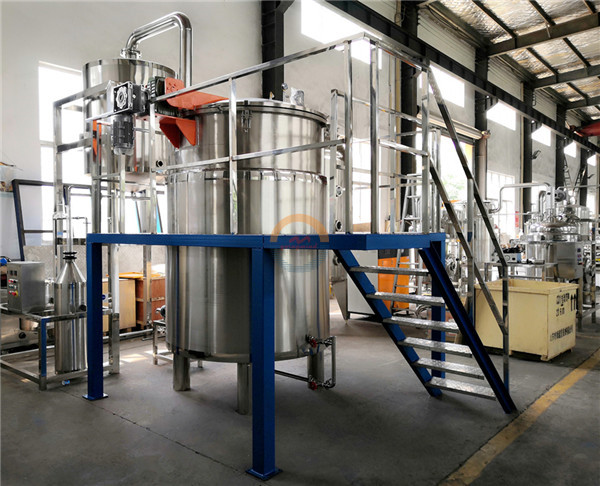 Industrial essential oil distiller 1000l 2000l 3000l 5000l rose ...