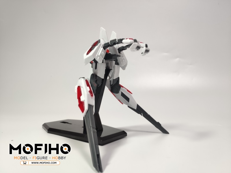 DABAN 6647 UNIVERSE BOOSTER UB-01 1/100 MG GAT-X105B Gundam