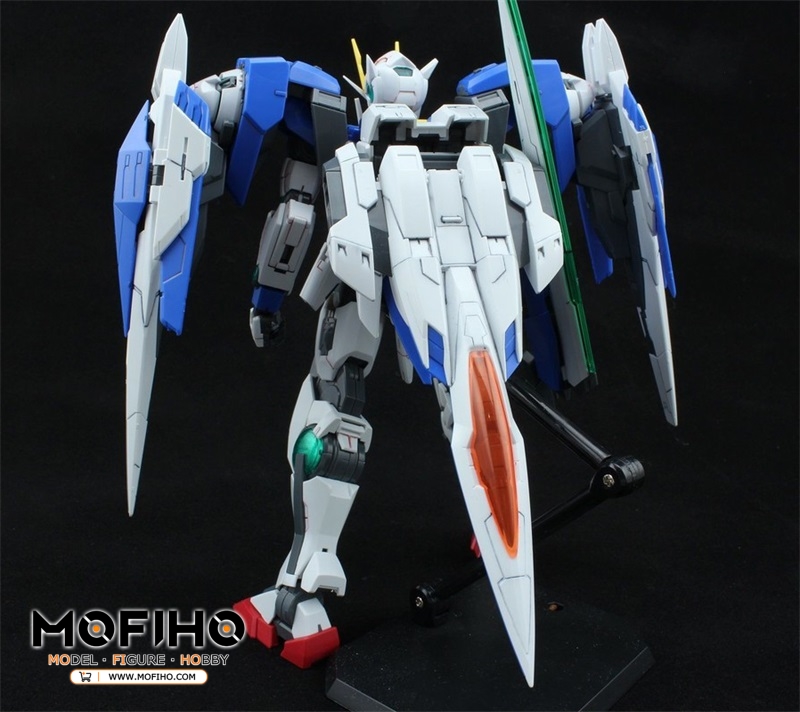 DABAN 6603 00 Raiser Gundam 1/100 MG GN-0000+GNR-010 Gundam