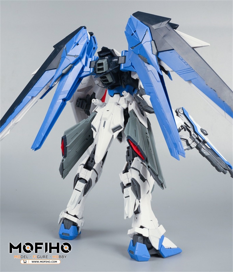 DABAN 6650 Freedom Gundam VER.2.0 1/100 MG ZGMF-X10A Gundam