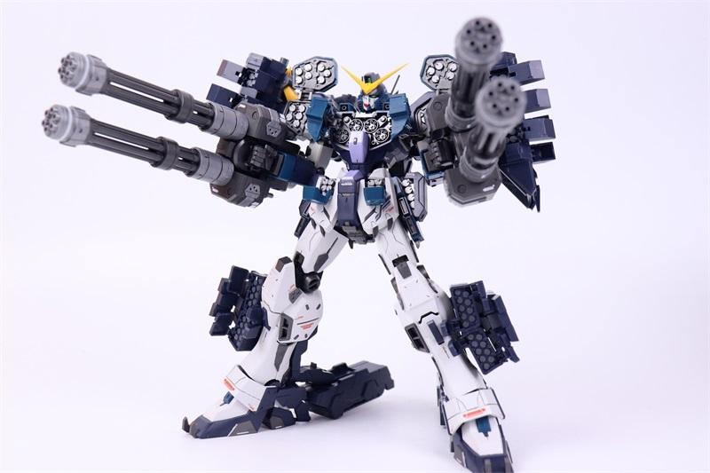 SUPERNOVA Gundam Heavyarms Custom EW Ver. 1/100 MG XXXG-01H2 Gundam