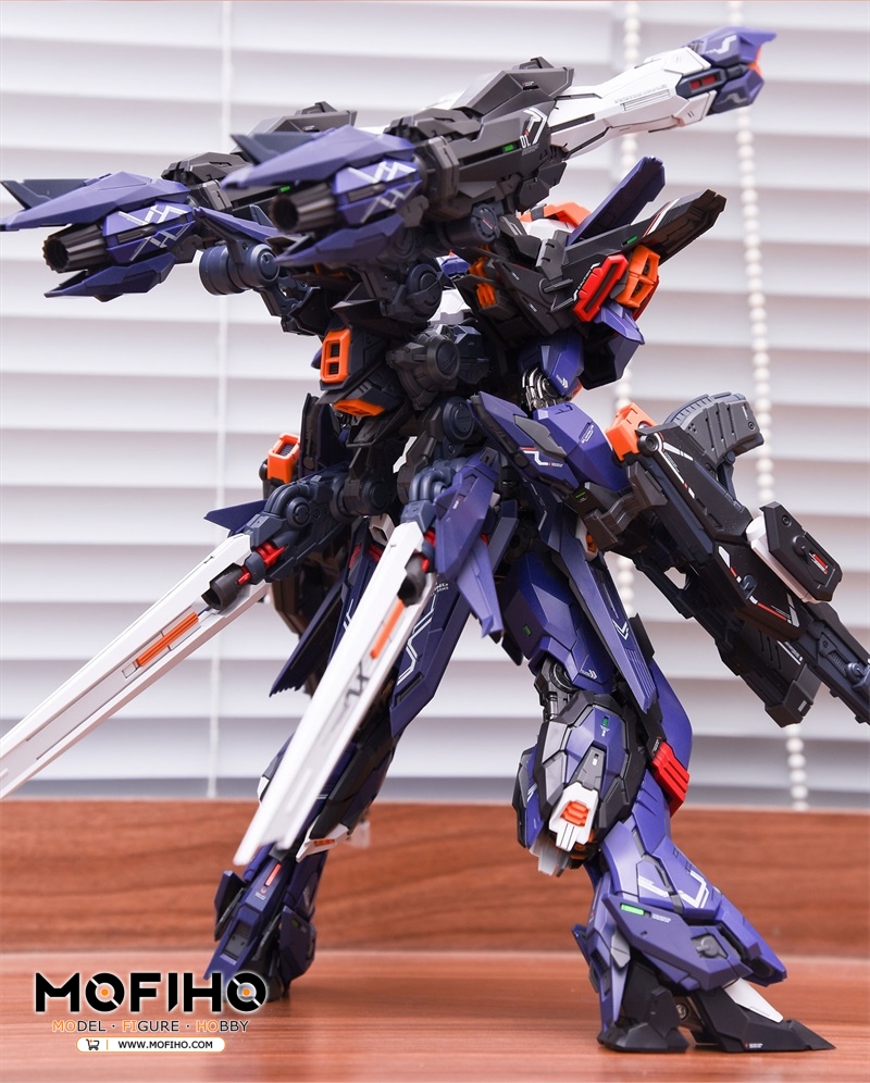 IN ERA + RULING 1/100 MG TYPE 01. FULL ARMED BATTLEMACHINE