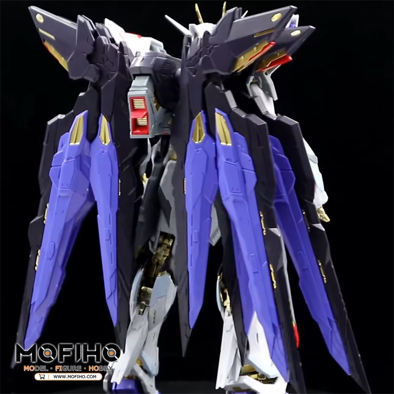 DABAN 8802S Strike Freedom Gundam SOUL BLUE Ver. With WING OF LIGHT 1/ ...