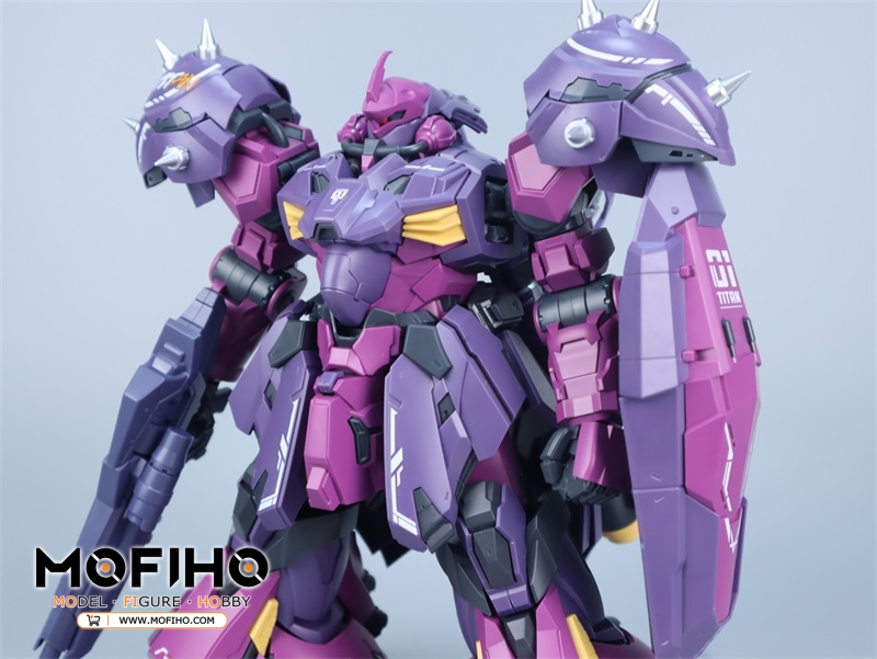 MechaArk MESSER 1/100 MG TYPE-F02 NAKED (COMMANDER TYPE) DOMINANT TITAN