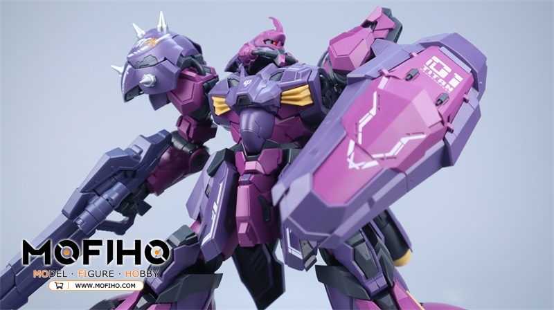 MechaArk MESSER 1/100 MG TYPE-F02 NAKED (COMMANDER TYPE) DOMINANT TITAN