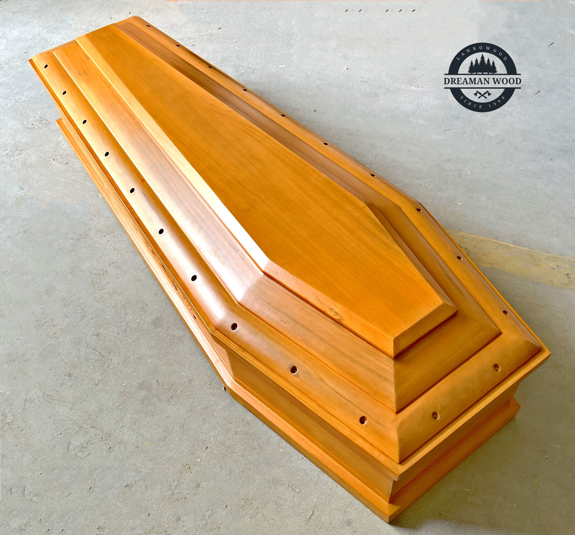 Ataúd italiano Lankowood