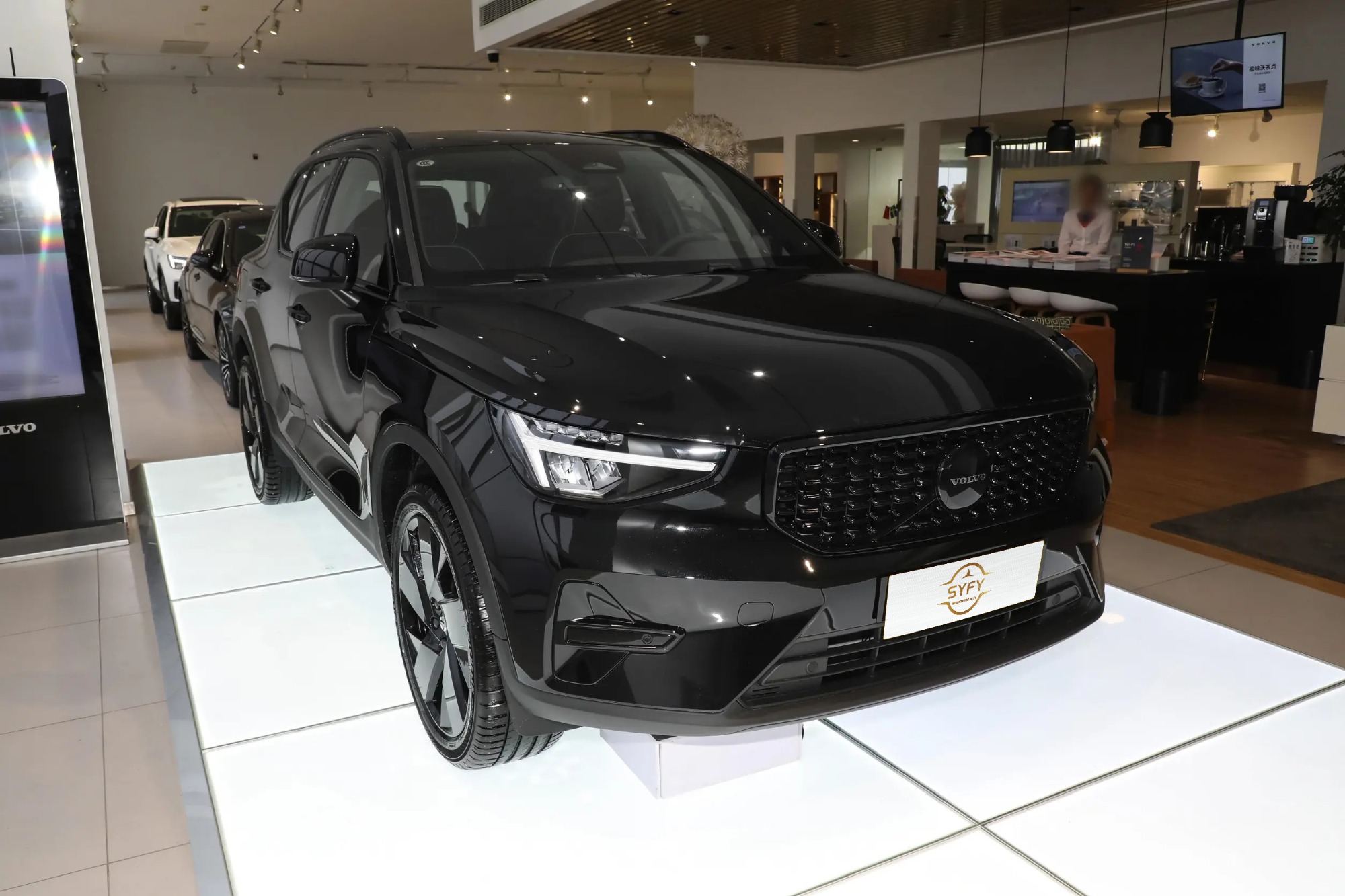Volvo XC40 2025 B4 4WD Zhiyuan Polar Night Black Edition,XC40