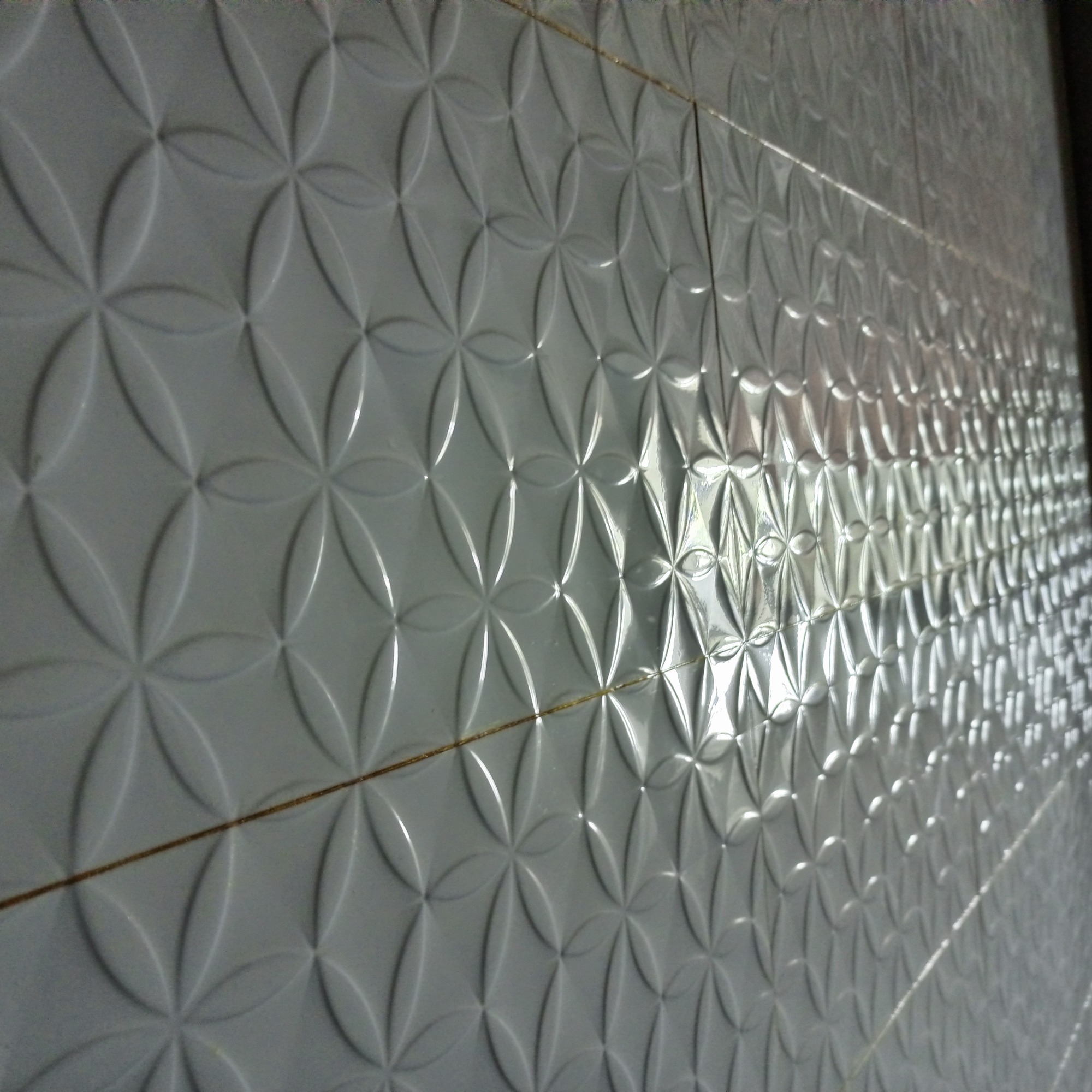How to Choose the Right Tiles for Your Home