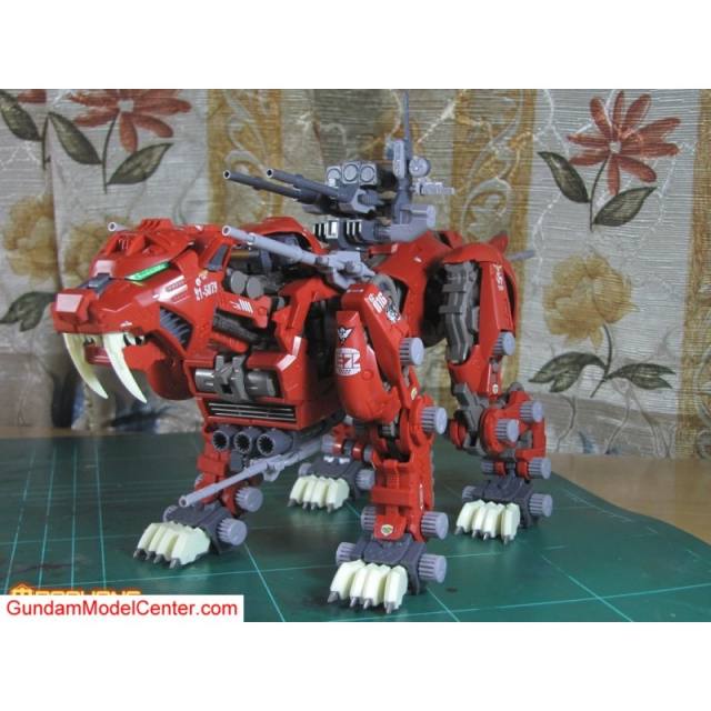 BT ZOIDS HMM 1/72 RED SABER TIGER MODEL KIT GBT006