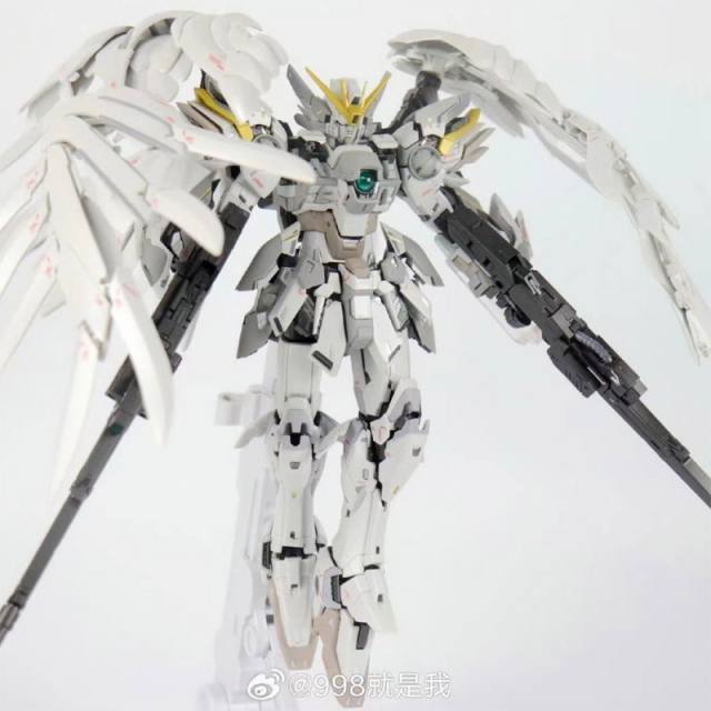 DABAN 1/100 MG WING ZERO PRELUDE 8827 MODEL KIT