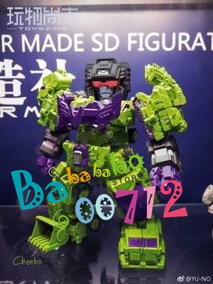 Pre-order Master Made Devastator Set Q Version Action Figure