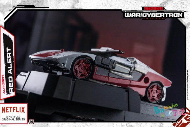 HASBRO WFC-13 AUTOBOT RED ALERT NETFLIX EDITION | TRANSFORMERS ...