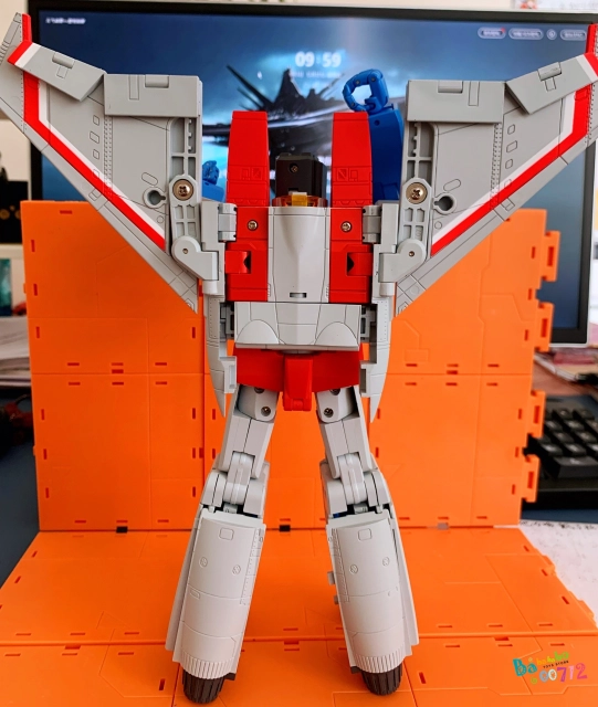 Deformation Space DS-001 Crimson Wings Starscream