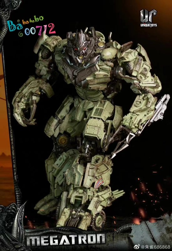 Unique Toys UTR-05 Desperado Megatron Battle Damaged Version