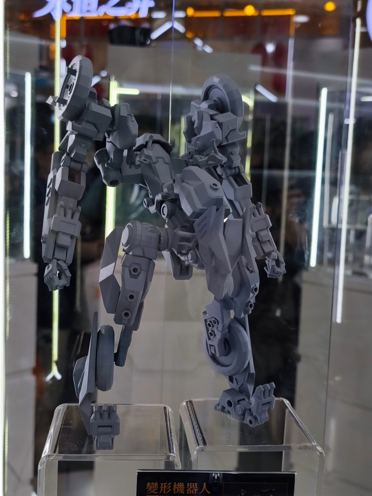 Pre-Order Animester Transformable Robot wolf car