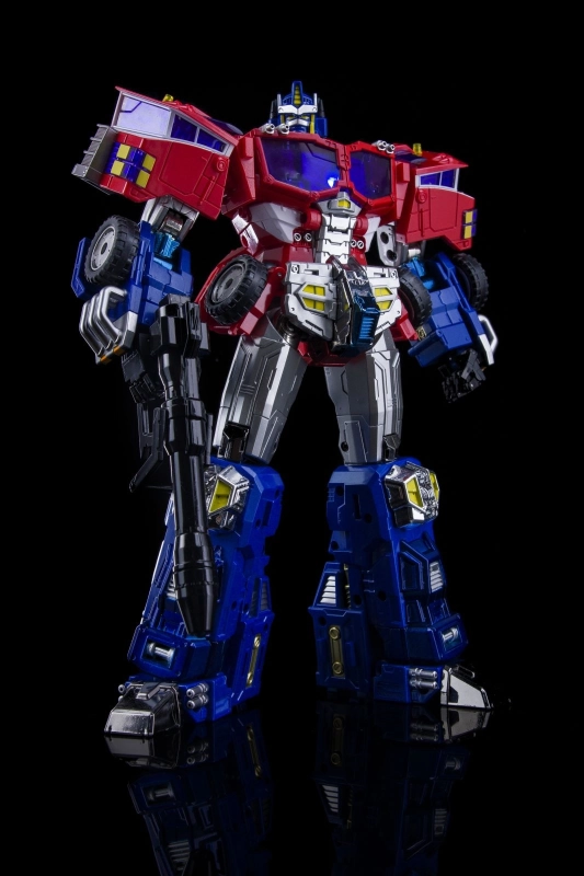 Pre-order Transform & Rollout TR TR-02A Commander of Star Cybertron ...