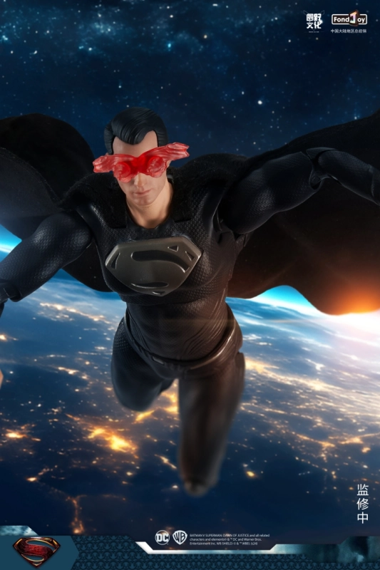 Fondjoy DC Justice League Black Superman 1/9 THE COLLECTIBLE FIGURE