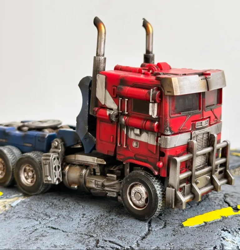 Repainting the art version Commander Optimus Prime Transformers Movie 7 ...