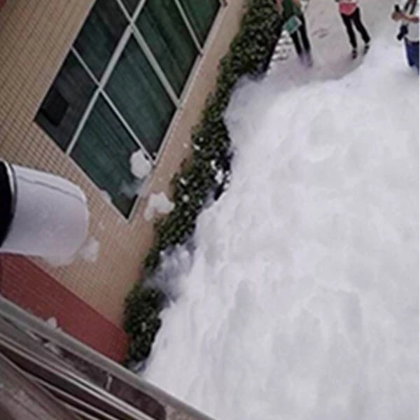 Hanging foam machine