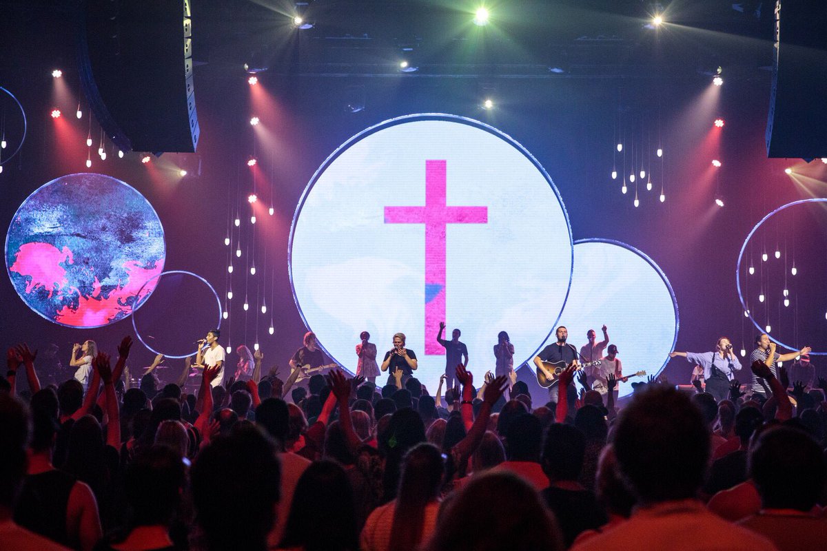 Interweaving Light and Shadows: The Magical Journey of Stage Lighting ...