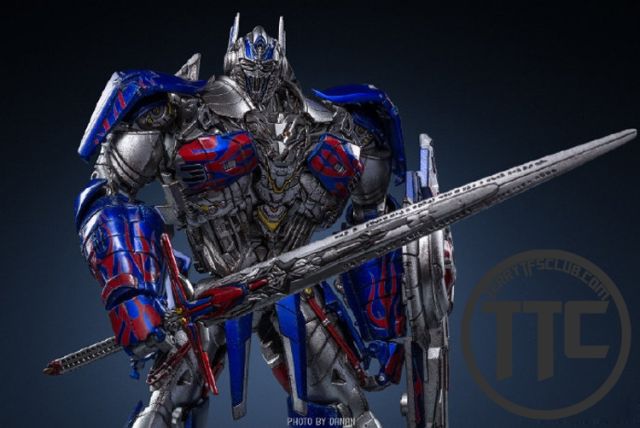 Toyworld TW-F01 Knight Orion Optimus Prime Normal Version