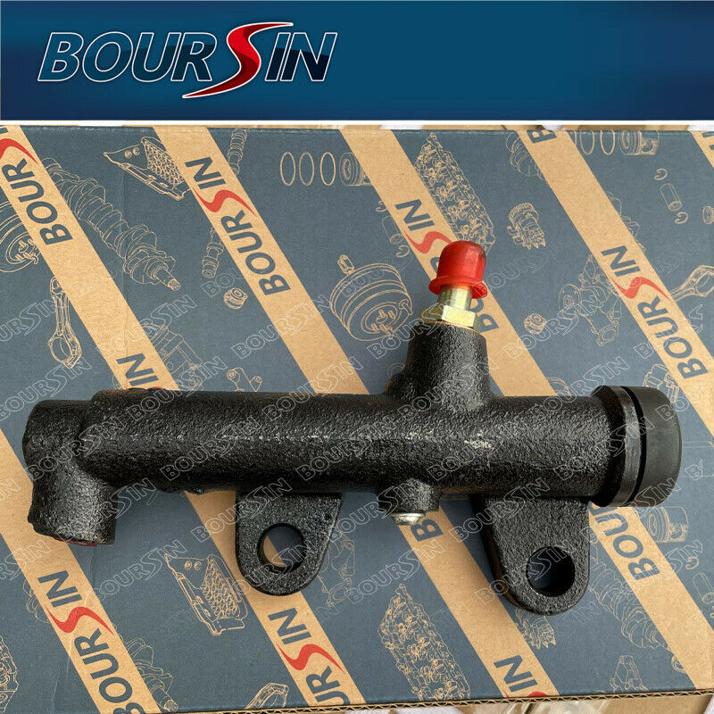 Clutch Master Cylinder For UD LK185 LK235 LK245 LKC210 LKC215 MK180 ...