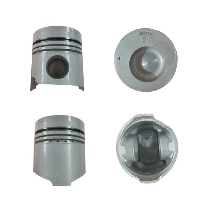 Engine Piston Set For Mitsubishi Fuso FH215 6D14 ME032742 ME072171