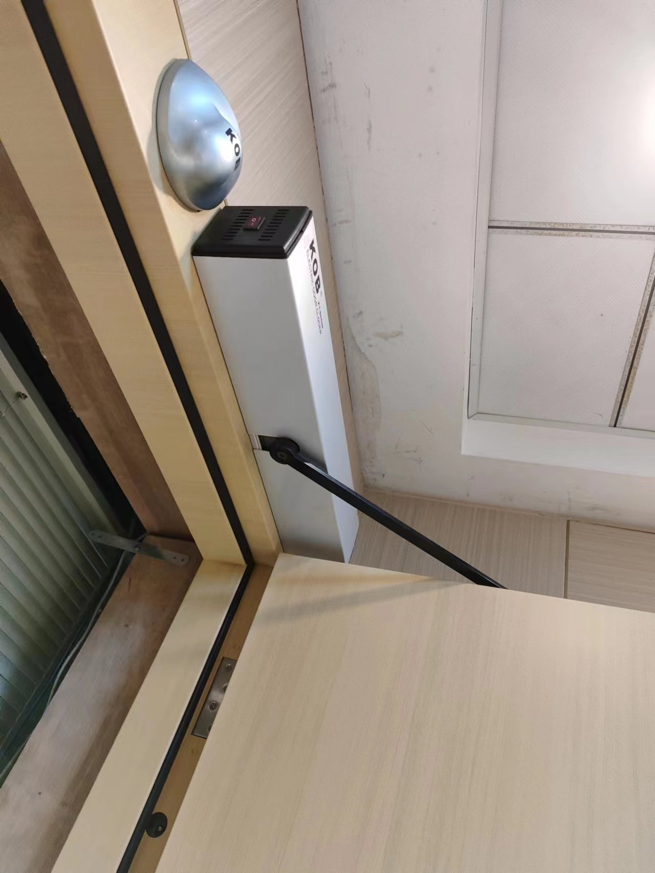 Automatic Swing door with vision panel and S.S kickplate for hospital ...