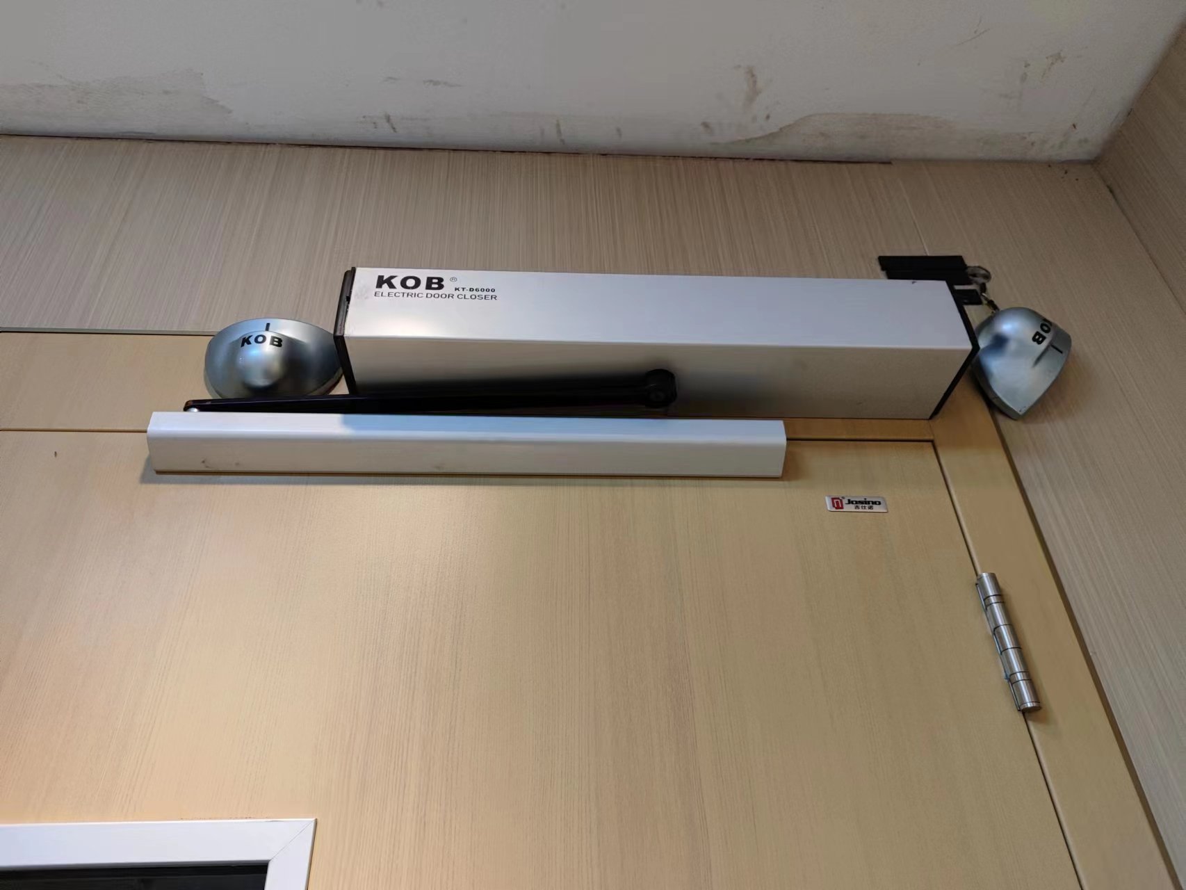 Automatic Swing door with vision panel and S.S kickplate for hospital ...