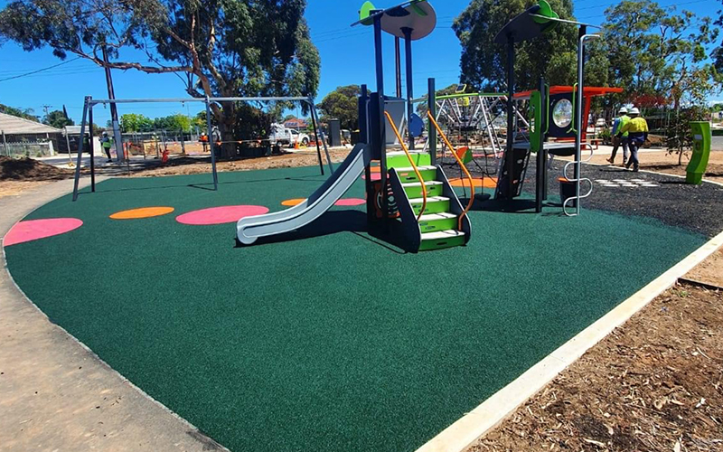 Advantages of using EPDM in amusement parks and trails