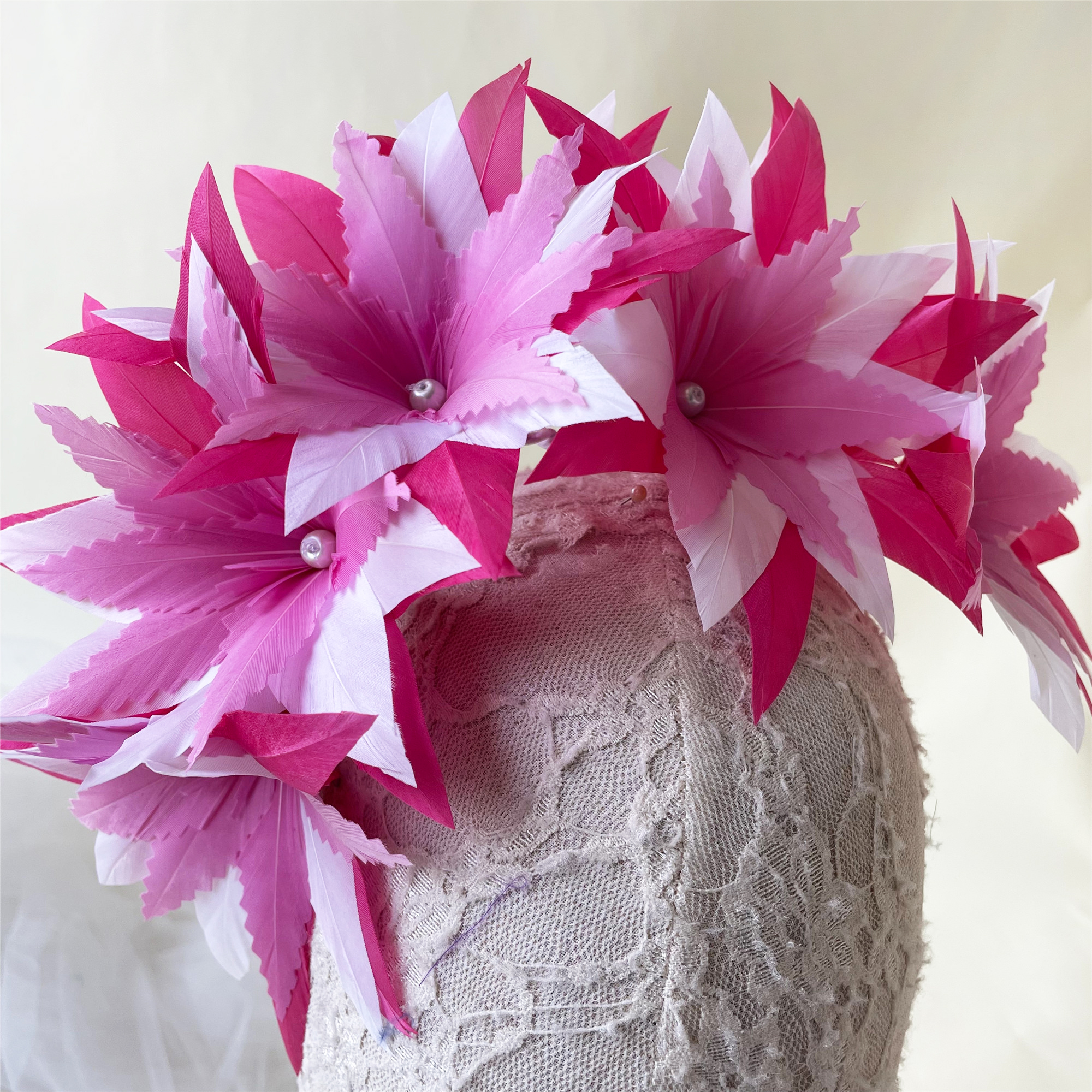 RM1710 Feather Mount Goose Feather Millinery Fascinators Hat Handcraft ...