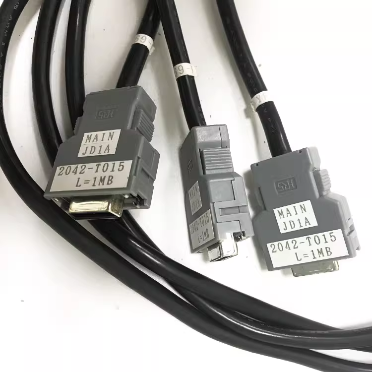 2042-T015 FANUC CONTROLLER I/O COMMUNICATION CABLE