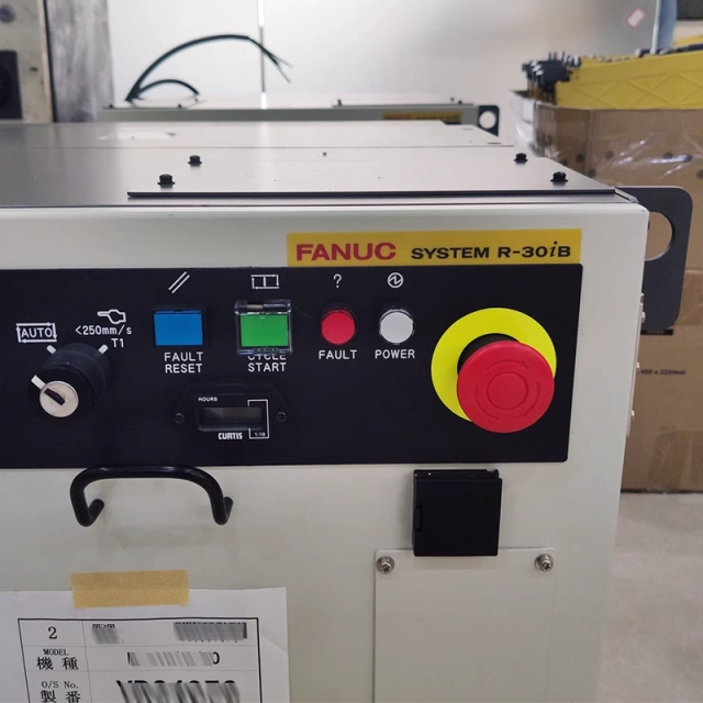 A05B-2610-B222 Fanuc M-710iC Robotics System Controller
