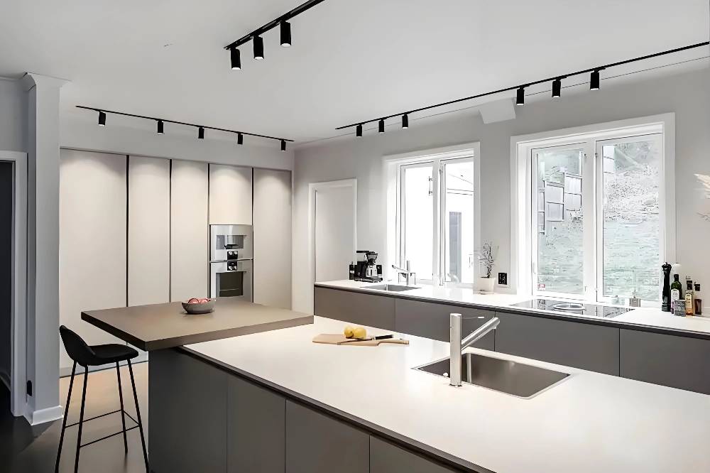 Understanding the Power Factor in LED Lighting Systems