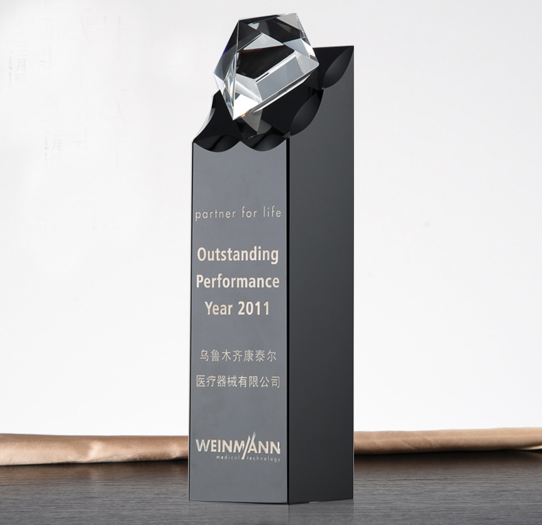 diamond shape trophy crystal awards