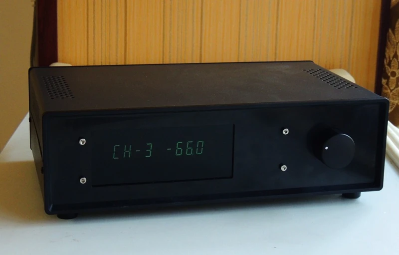 Remote control Fully balanced XLR interface 4-in-1-out 1 in 4 out ...