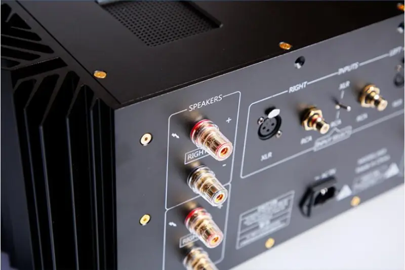 A65 Fully balanced pure Class A Metal encapsulated transistor 130W+130W ...