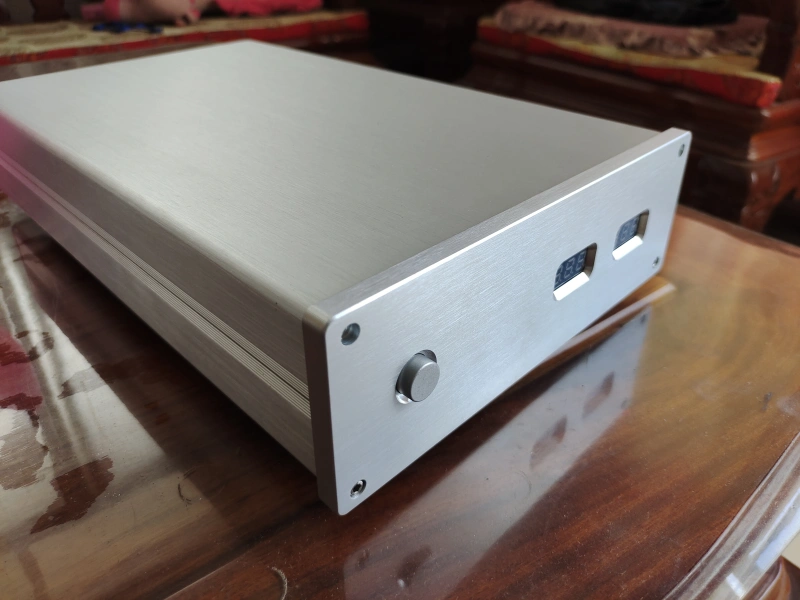 An ultra low noise dual way linear regulated power supply designed with ...