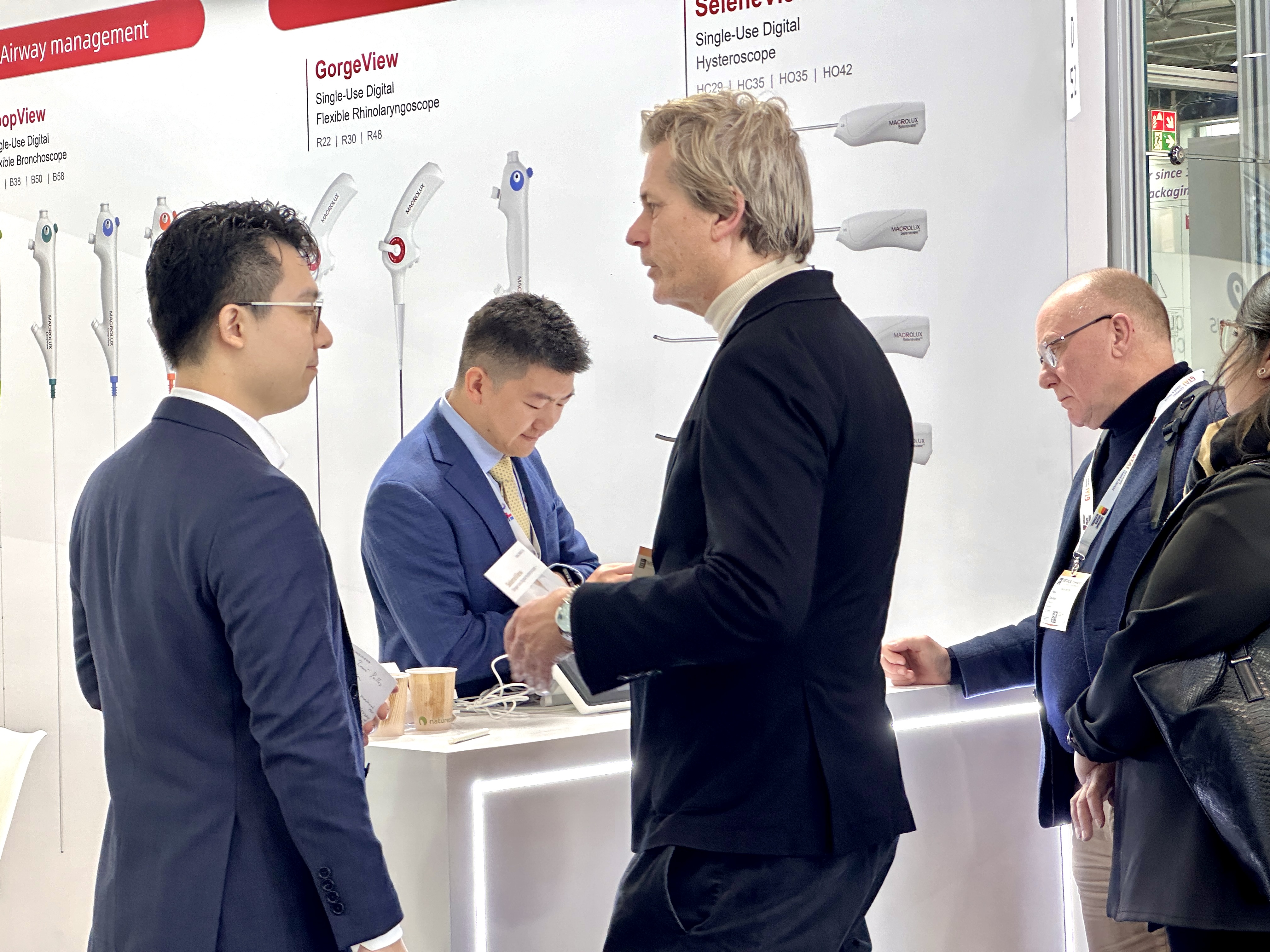 MacroLux Medical Showcases Innovative Endoscopy Portfolio at MEDICA 2025
