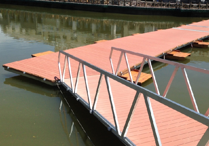 Custom Floating Dock Floating Bridge & Floating House | StarkMarina