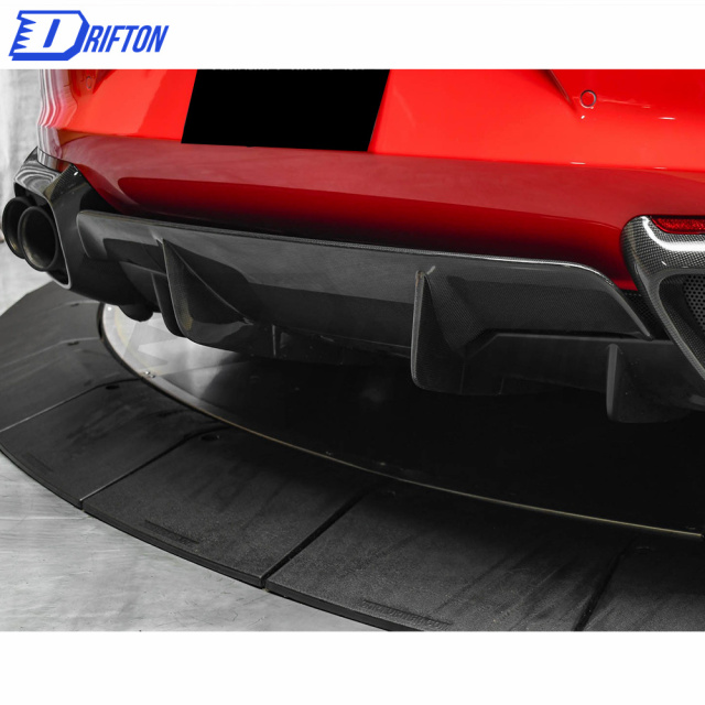Dry Carbon Fiber Rear Bumper Spoiler For Ferrari 812 Superfast GTS 2017 ...