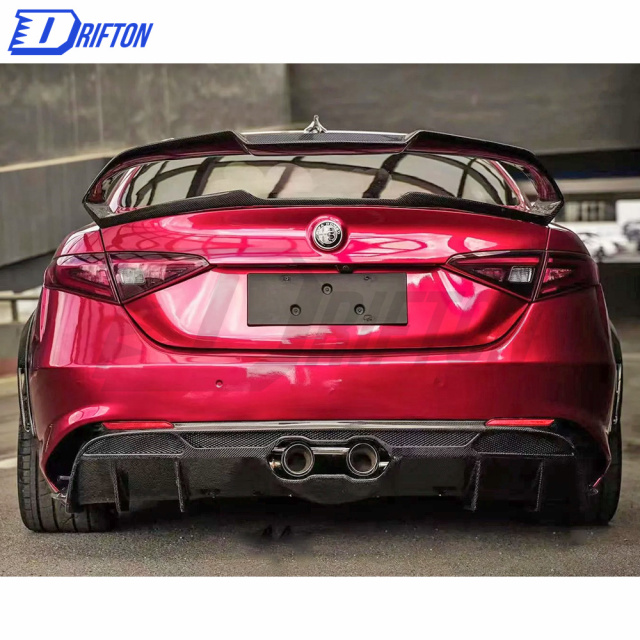 GTAM Style Half Carbon Fiber Body Kit For Alfa Romeo Giulia 2016-2023