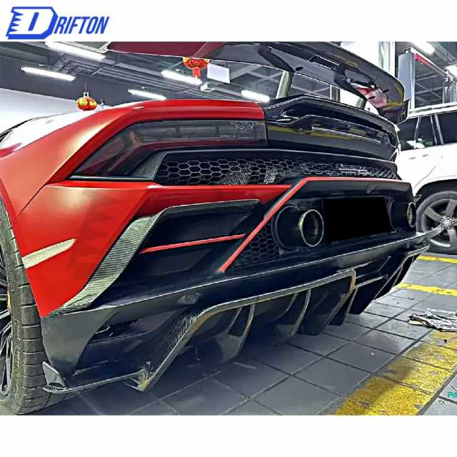 PT Style Dry Carbon Fiber Rear Bumper Trims For Lamborghini Huracan EVO