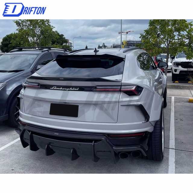 Vorsteiner Style Dry Carbon Fiber Rear Diffuser For Lamborghini URUS ...