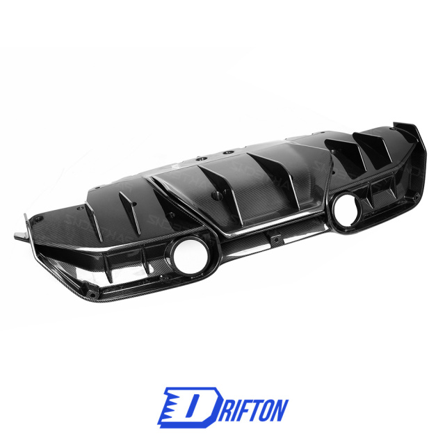 PT Style Dry Carbon Fiber Rear Diffuser For Ferrari F8 2020-2022